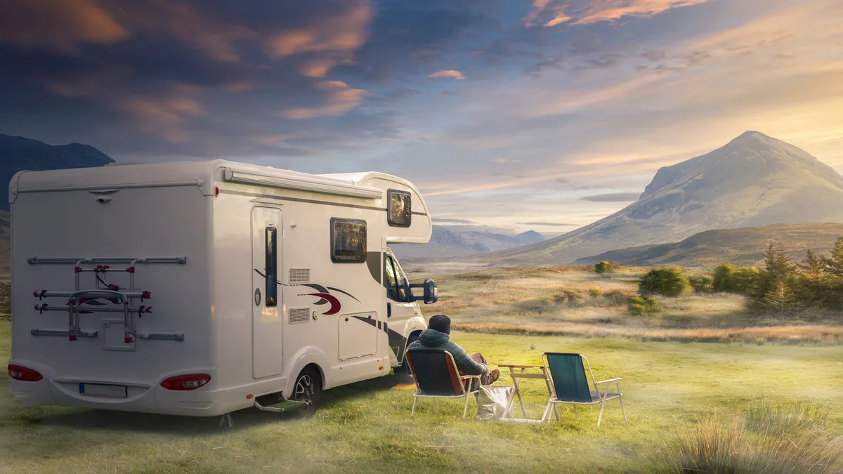 A Beginners' Guide to Bidding on RVs | AutoBidMaster